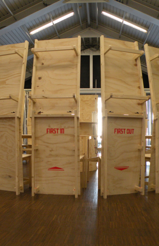 Body Reactor | capsule | human corporality and space | installation