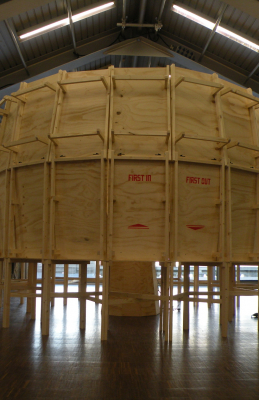 Body Reactor | capsule | human corporality and space | installation